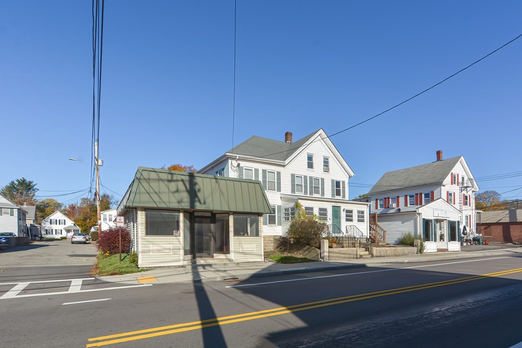 323 Main St, Milford, MA 01757 - MLS 73063920 - Coldwell Banker