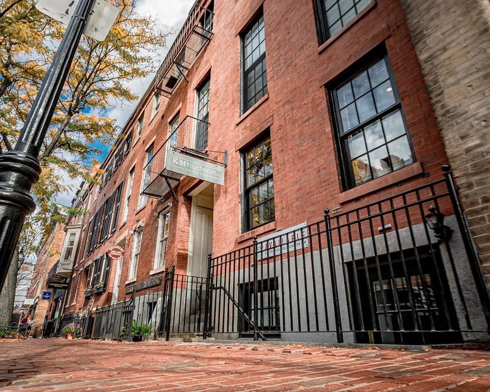 125 Charles #CB, Boston, MA 02114 - MLS 73071574 - Coldwell Banker