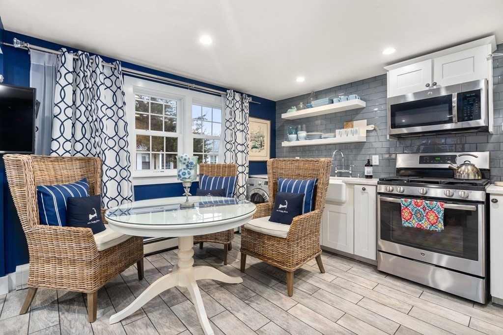 558 Craigville Beach Rd #8, Barnstable, MA 02632 - MLS 73074921 ...