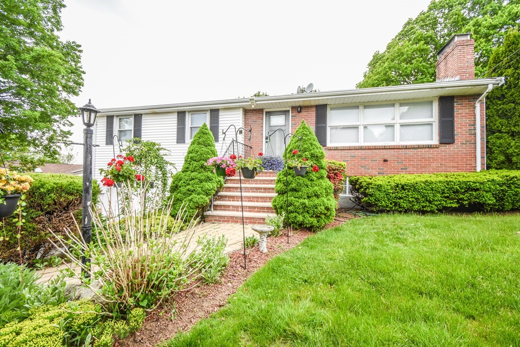 115 Kingston Rd, Waltham, MA 02451 - MLS 73085959 - Coldwell Banker