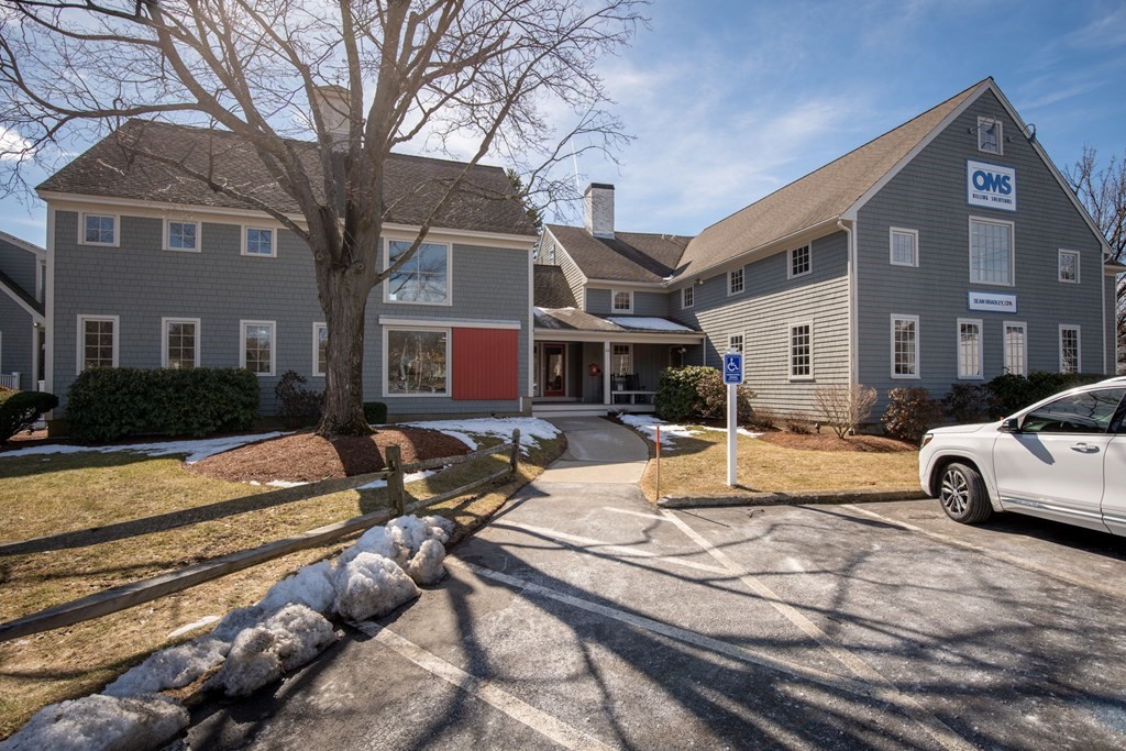 26 Parker St, Newburyport, MA 01950 - MLS 73087267 - Coldwell Banker