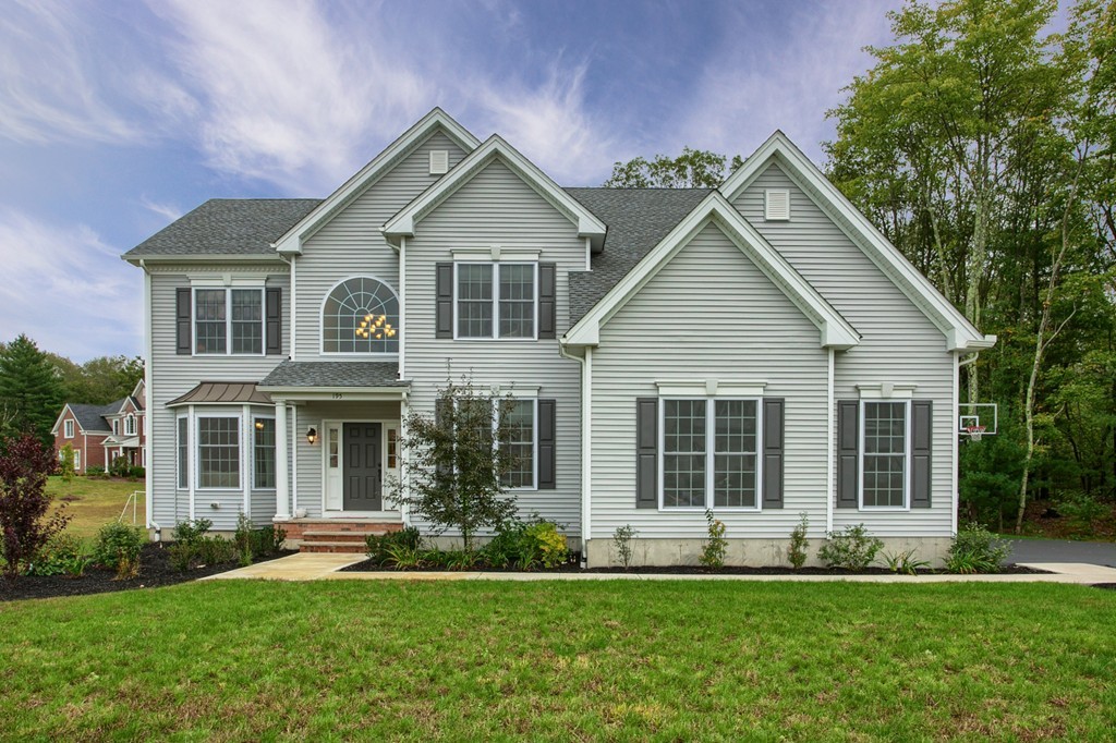 195 Mohawk Path, Holliston, MA 01746 - MLS 73088724 - Coldwell Banker