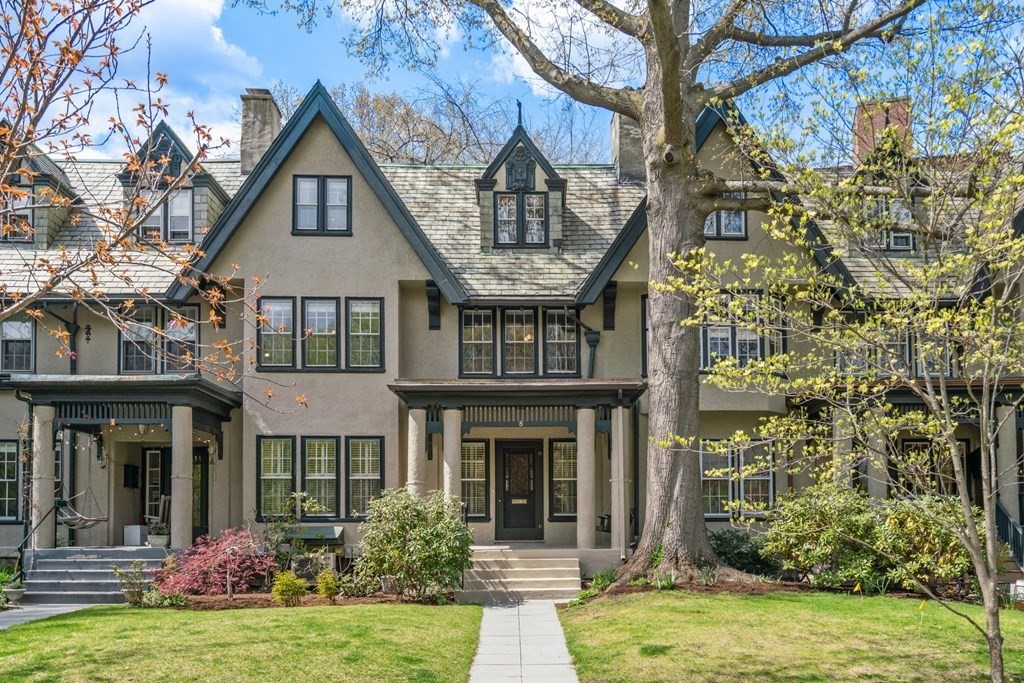 8 Griggs Terrace, Brookline, MA 02446 - MLS 73105956 - Coldwell Banker