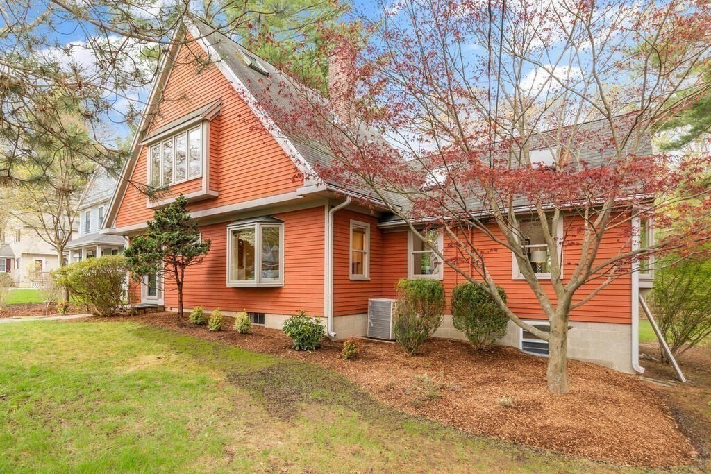 64 Shade St, Lexington, MA 02421 - MLS 73107660 - Coldwell Banker