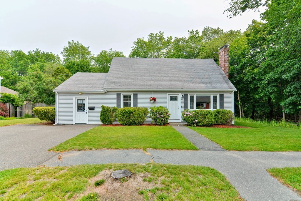 40 Vista Dr, Danvers, MA 01923 - MLS 73122578 - Coldwell Banker