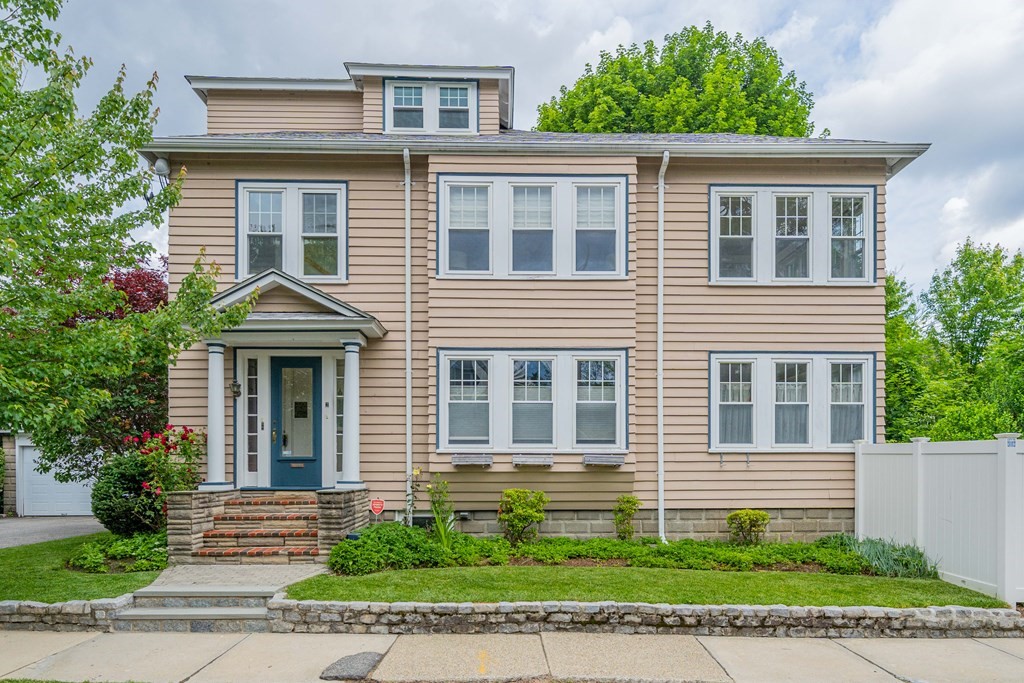 7 Maynard St #2, Arlington, MA 02474 - MLS 73125385 - Coldwell Banker