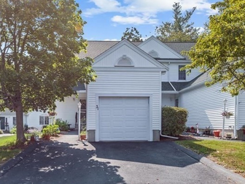 31 Robin Ln #31, Rockland, MA 02370 - MLS 73156531 - Coldwell Banker