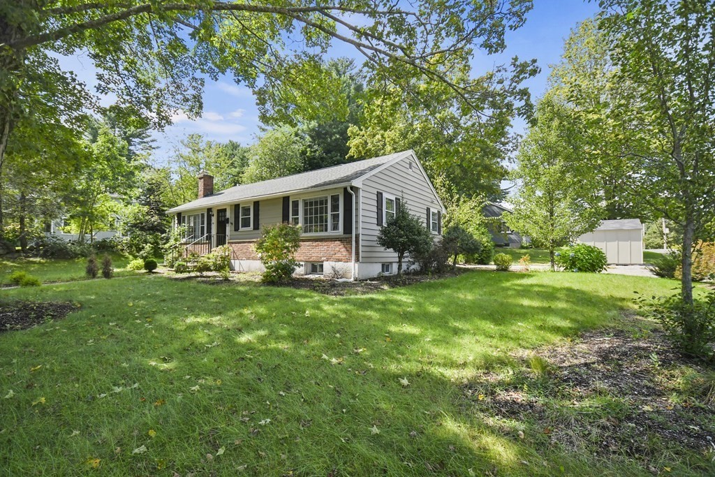 54 Grove St, Reading, MA 01867 - MLS 73162569 - Coldwell Banker
