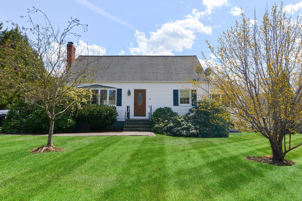 11 Clark Rd, Millis, MA 02054 - MLS 73225014 - Coldwell Banker