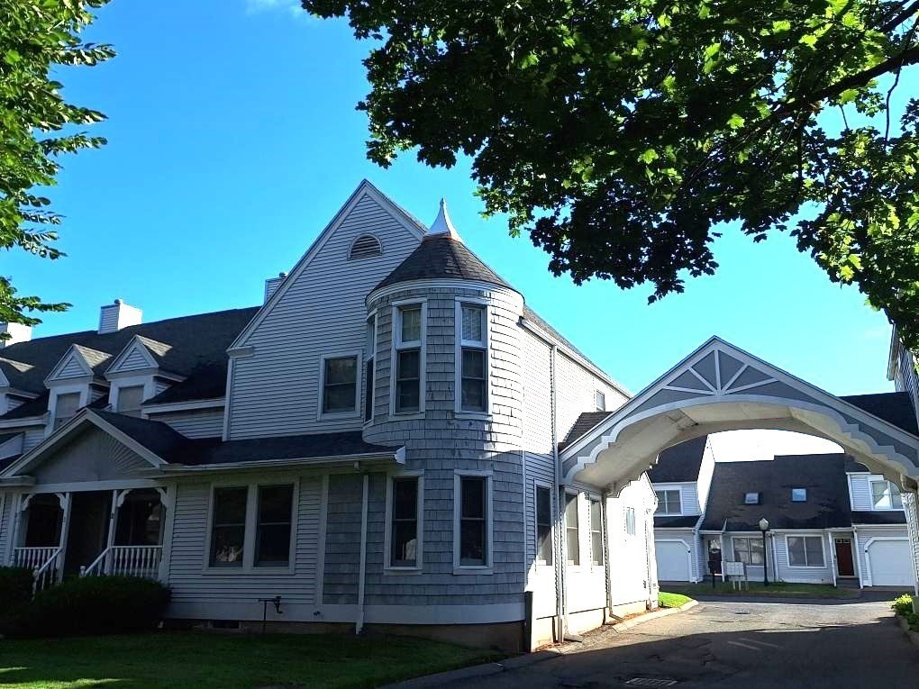 169 Main St #4, West Springfield, MA 01089 - MLS 73256706 - Coldwell Banker
