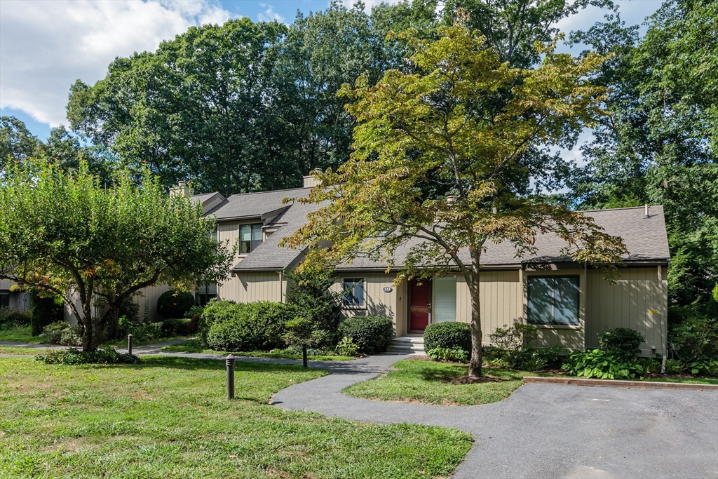 132 Chestnut Cir #132, Lincoln, MA 01773 - MLS 73289380 - Coldwell Banker