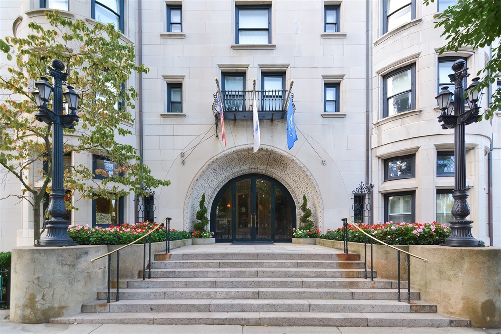 416 Commonwealth Ave #704, Boston, MA 02215 - MLS 73290447 - Coldwell ...