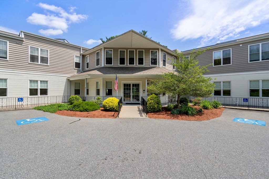 63 Central St #107, North Reading, MA 01864 - MLS 73293565 - Coldwell ...