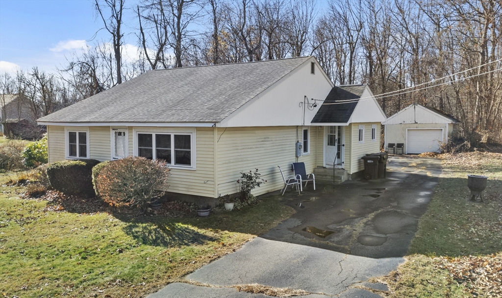 7 Wendover Rd, Holden, MA 01520 - MLS 73314094 - Coldwell Banker
