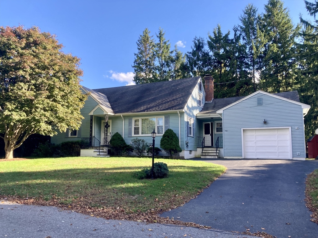9 Harold St, Holden, MA 01520 - MLS 73321899 - Coldwell Banker