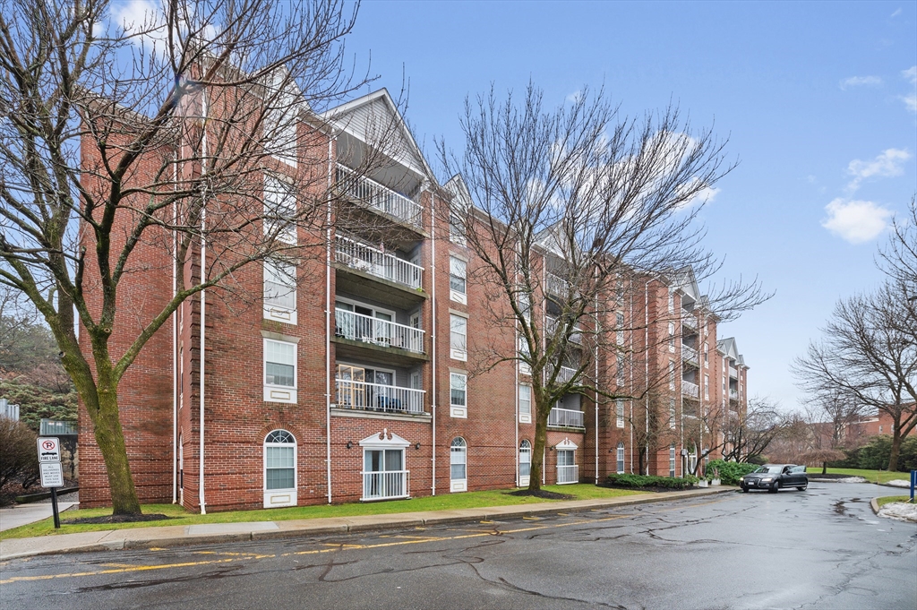200 Captains Row #405, Chelsea, MA 02150 - MLS 73324136 - Coldwell Banker
