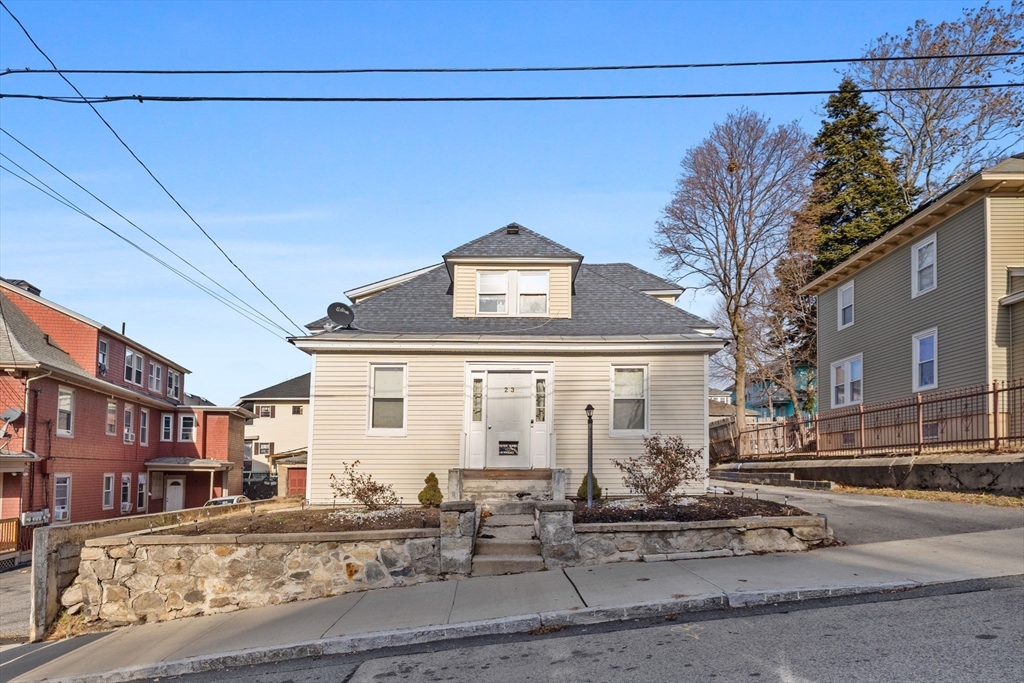 23 Summit Ave, Lawrence, MA 01841 - MLS 73324314 - Coldwell Banker