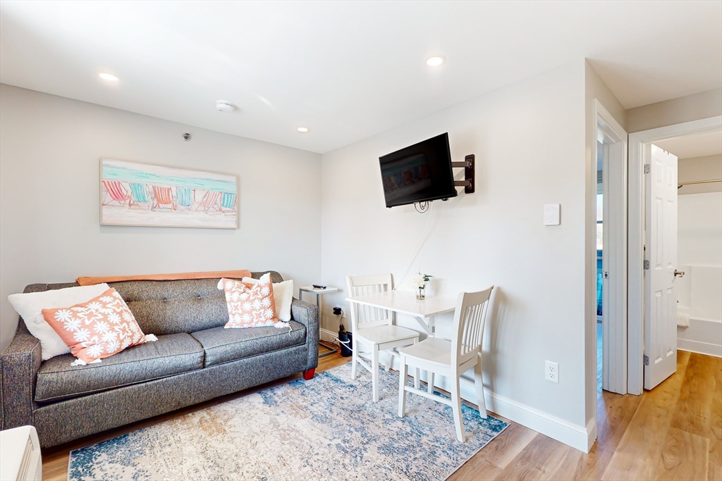 1072 Post #204, Wells, ME 04090 - MLS 73362059 - Coldwell Banker