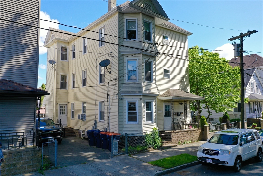 337 Tinkham St, New Bedford, MA 02746 - MLS 73382568 - Coldwell Banker