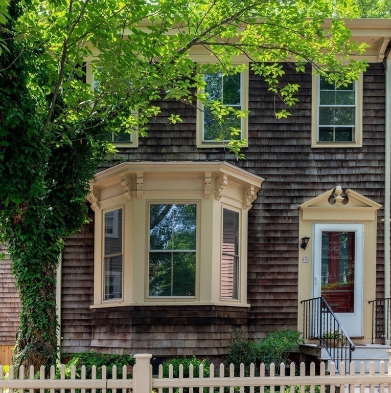 24 Foster St, Cambridge, MA 02138 - MLS 73393272 - Coldwell Banker