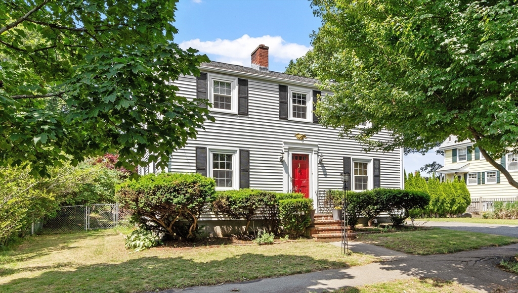 15 Maple St, Salem, MA 01970 - MLS 73396458 - Coldwell Banker