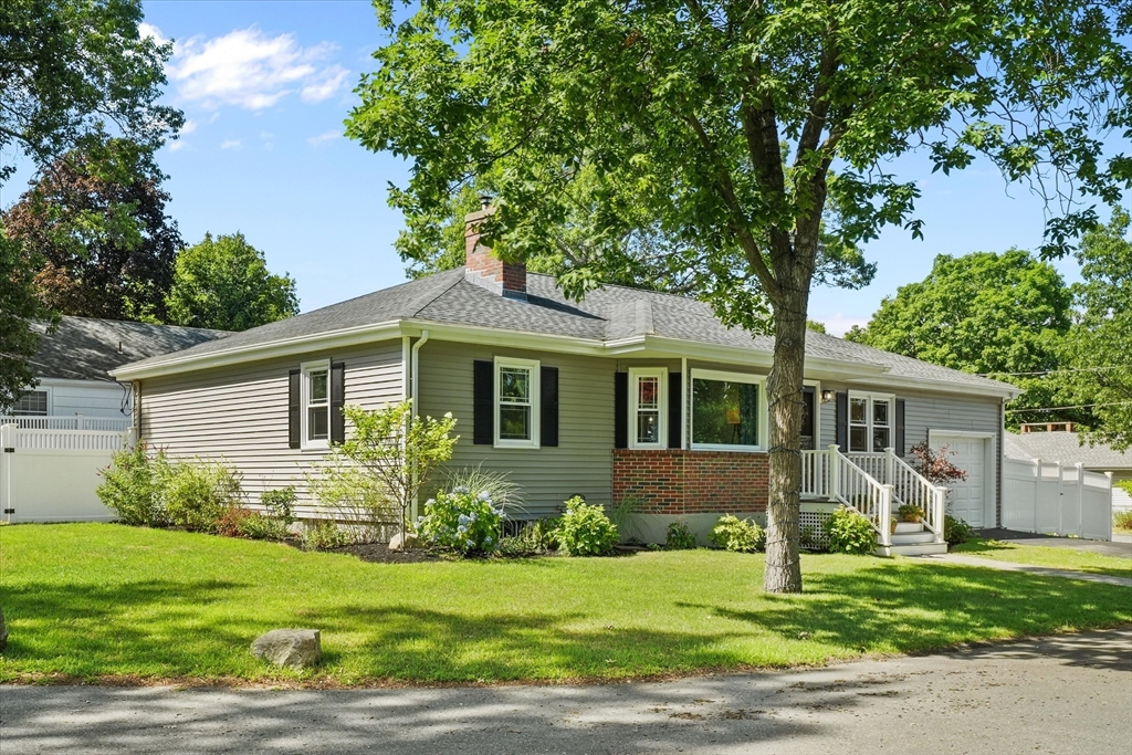 15 Gallo Rd, Lynn, MA 01904 - MLS 73408871 - Coldwell Banker