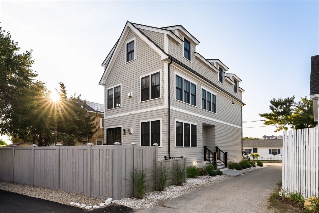 5 E Marginal Rd, Duxbury, MA 02332 - MLS 73417168 - Coldwell Banker