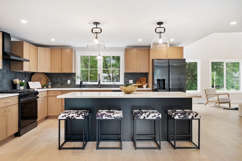 1 Silversmith Way, Billerica, MA 01862 - MLS 73420427 - Coldwell Banker