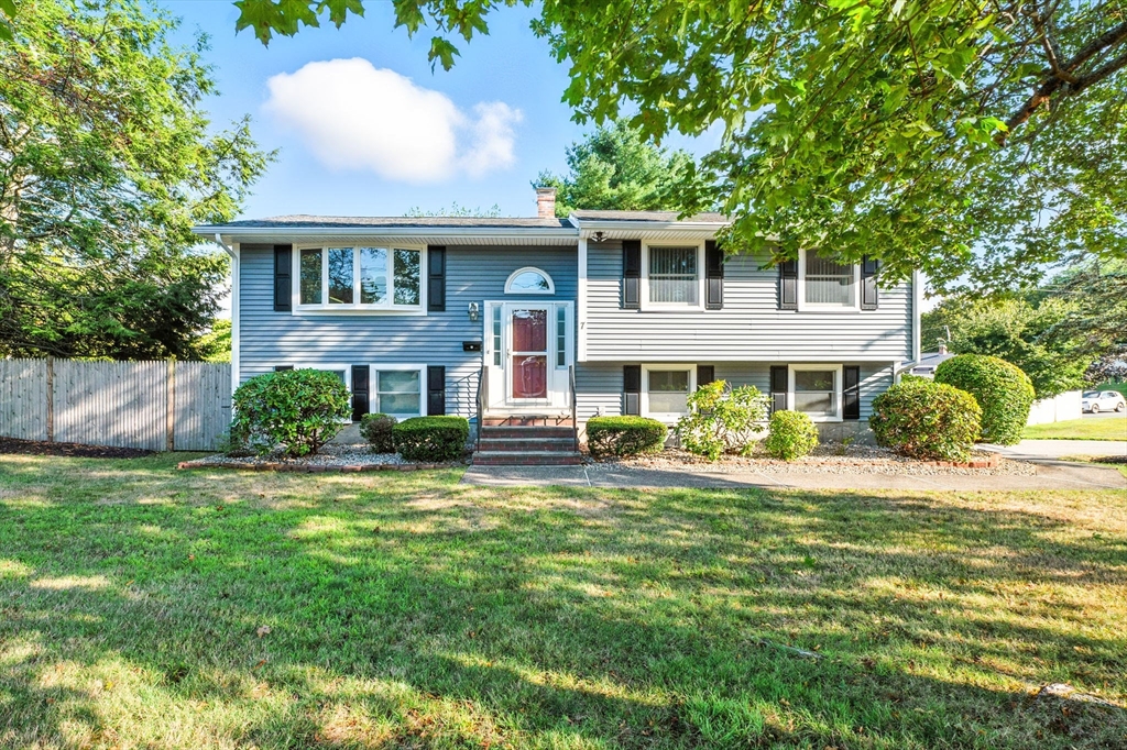 7 Market St, Peabody, MA 01960 - MLS 73423899 - Coldwell Banker