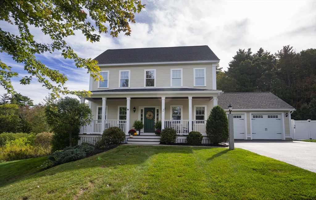 2 Locke Hill Ln, Amesbury, MA 01913 - MLS 73436784 - Coldwell Banker