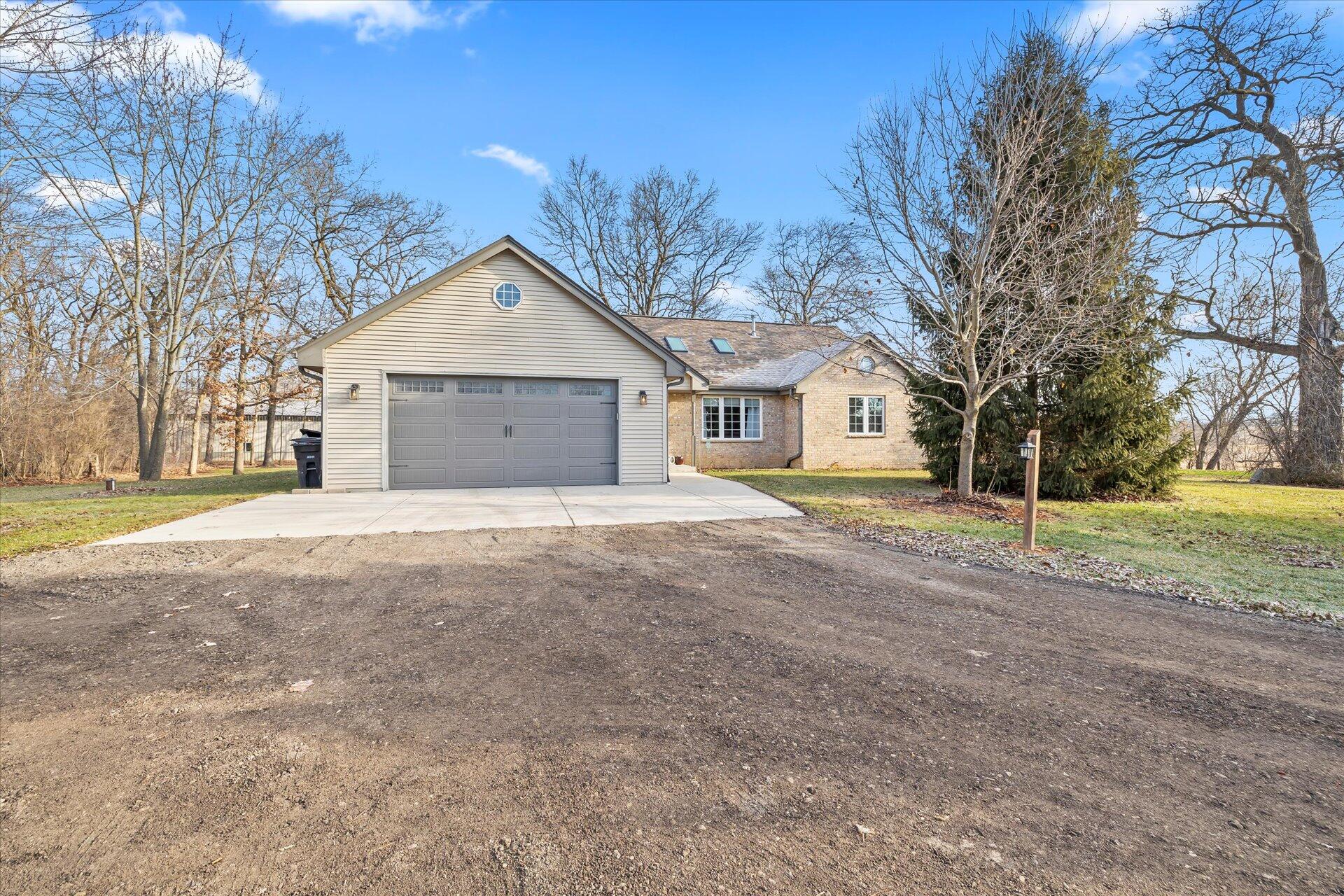 22130 W 7 Mile Rd, Racine, WI 53126 - MLS 1864594 - Coldwell Banker