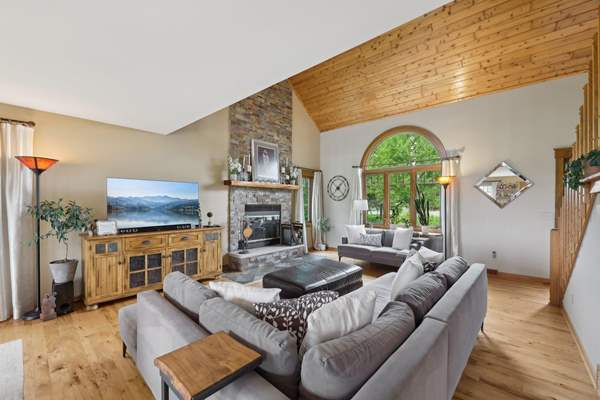 Addison, WI Homes For Sale & Real Estate