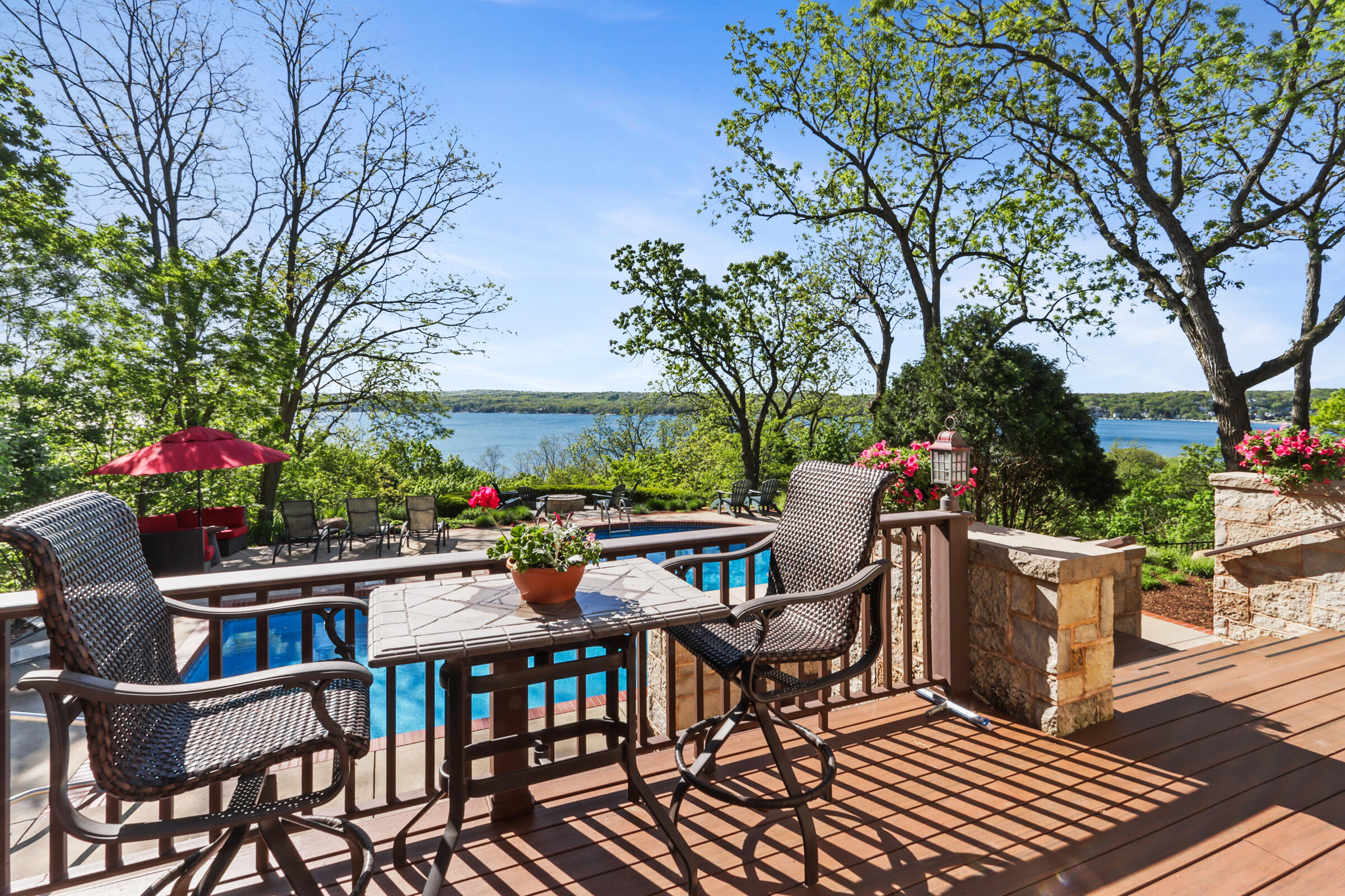 N2005 N Lakeshore Dr, Fontana, WI 53125 - MLS 1879687 - Coldwell Banker