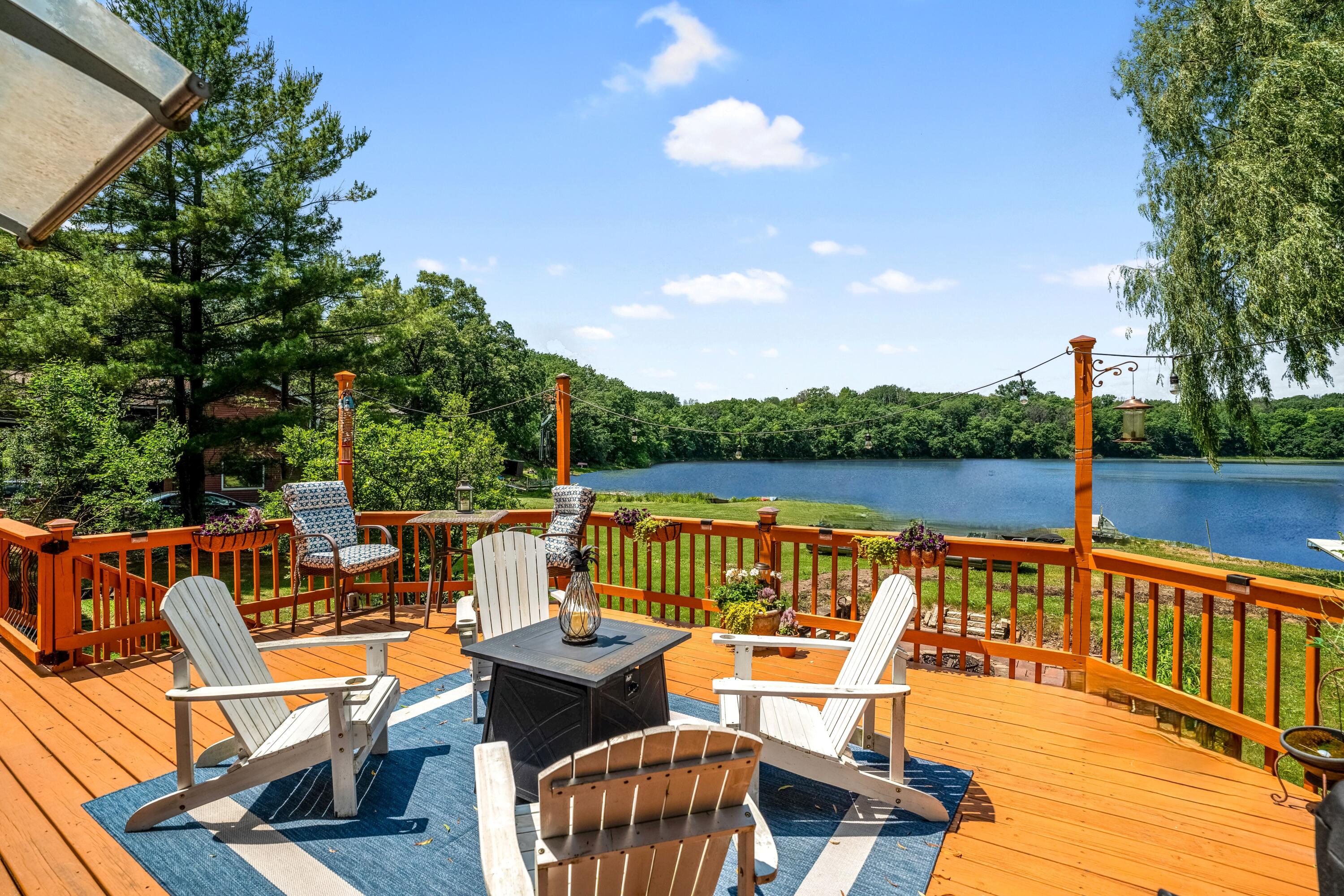 N8911 Swift Lake Dr, Troy, WI 53120 - MLS 1922058 - Coldwell Banker