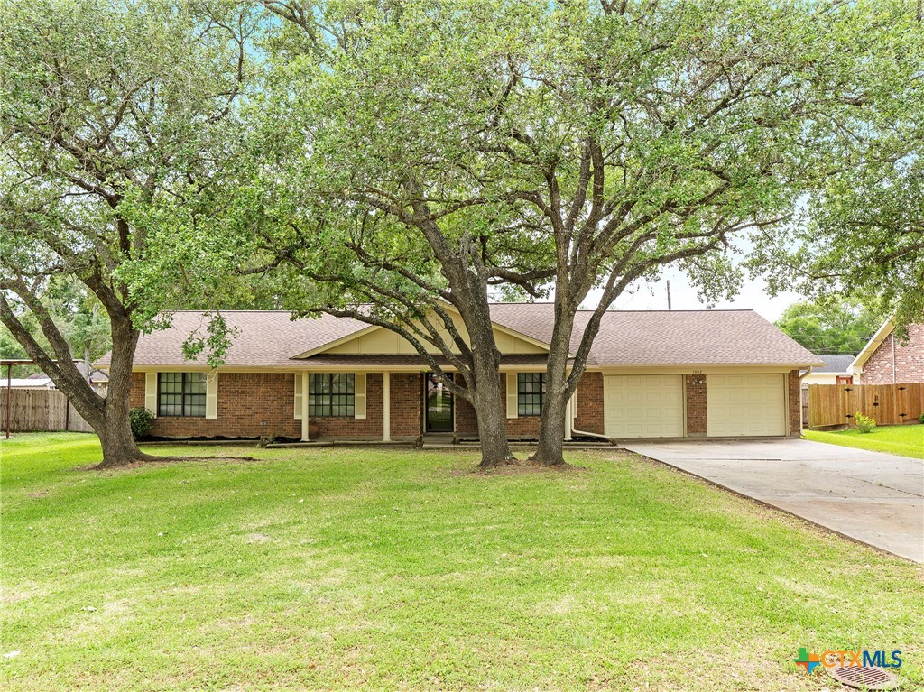 1002 Fairlane Dr, Ganado, TX 77962 - MLS 577915 - Coldwell Banker