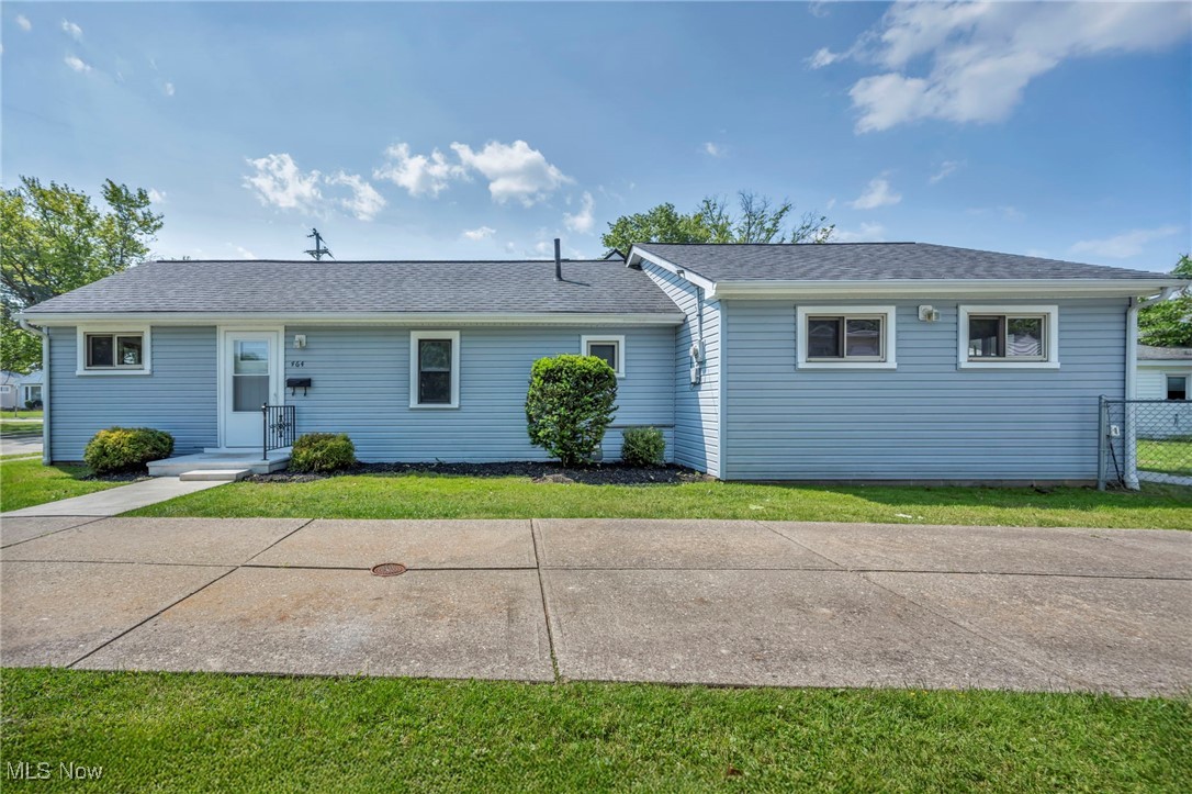 464 E 300th St, Willowick, OH 44095 - MLS 5127697 - Coldwell Banker