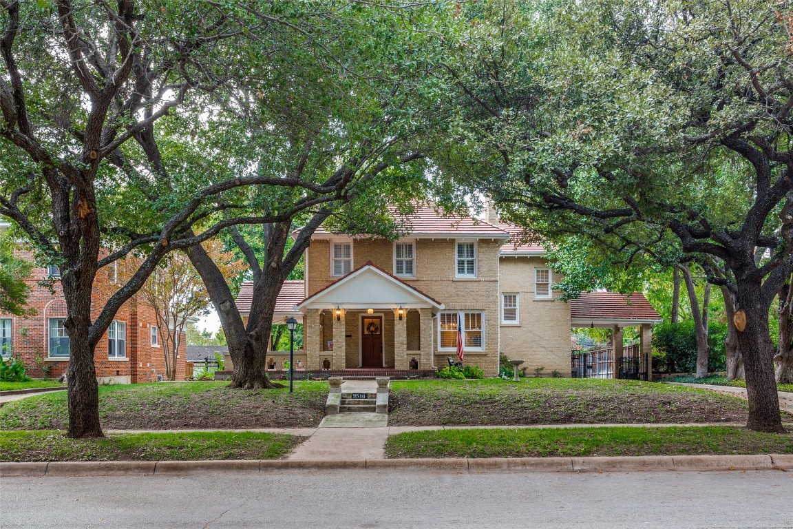 2516 S Adams St, Fort Worth, TX 76110 - MLS 20479368 - Coldwell Banker