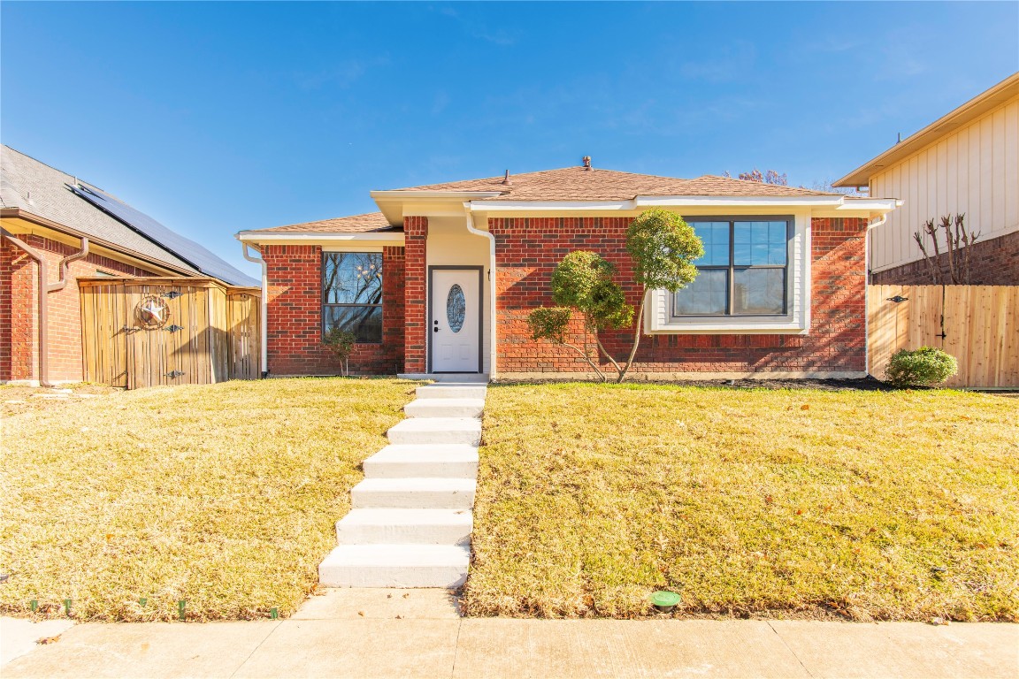 2161 Falcon Ridge Dr, Carrollton, TX 75010 - MLS 20502565 - Coldwell Banker