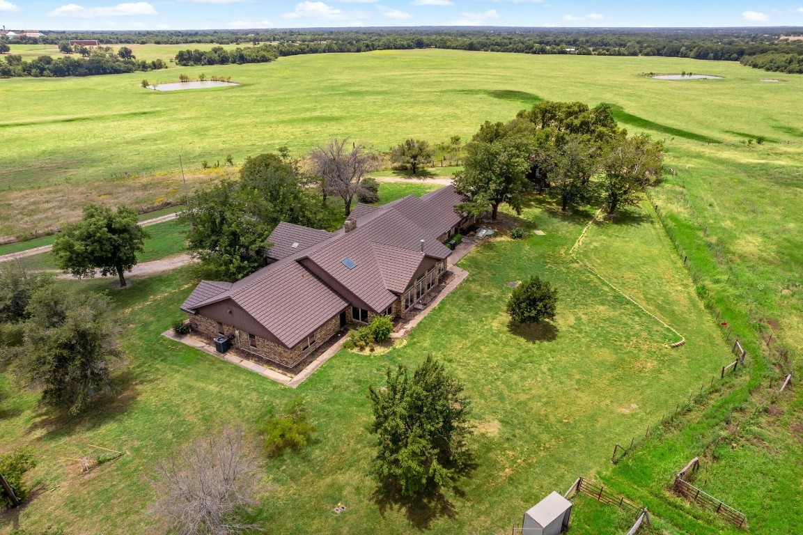 718 County Rd 3746, Wolfe City, TX 75496 - MLS 20549402 - Coldwell Banker