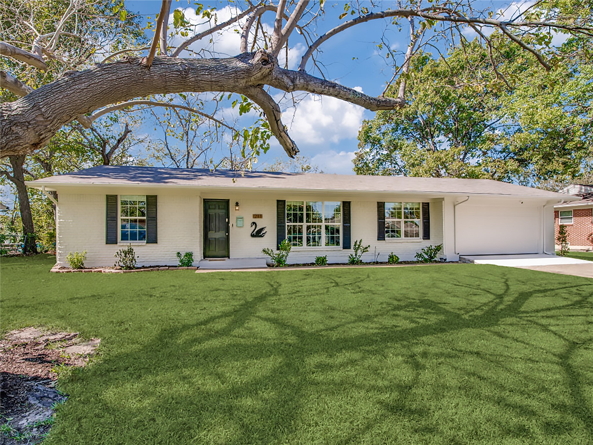 211 Joe White St, Rockwall, TX 75087 - MLS 20578310 - Coldwell Banker
