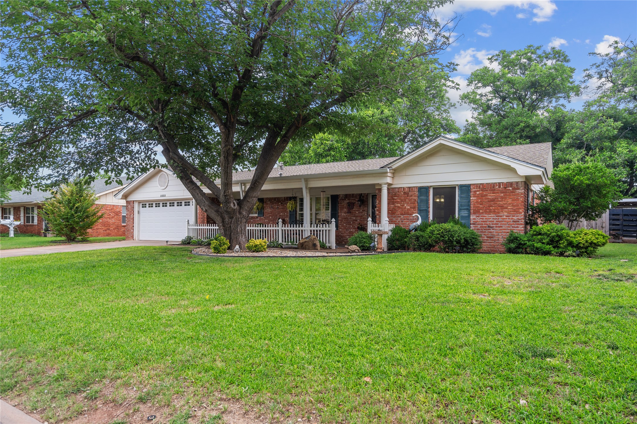 2333 Post Oak Rd, Abilene, TX 79605 - MLS 20624890 - Coldwell Banker
