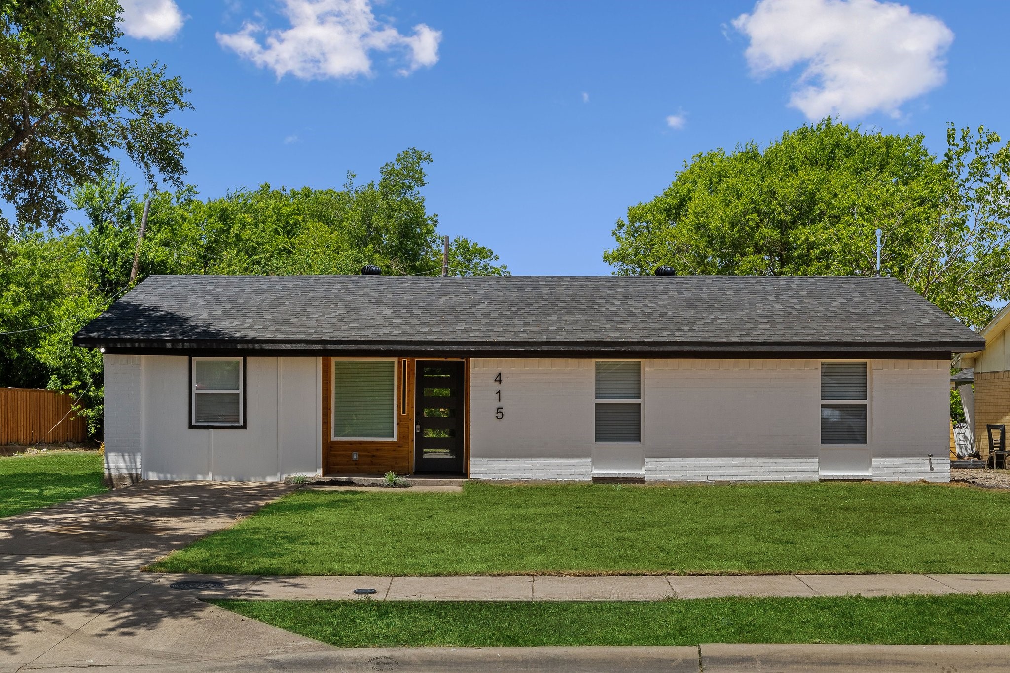 415 Bissonet Ave, Dallas, TX 75217 - MLS 20666854 - Coldwell Banker