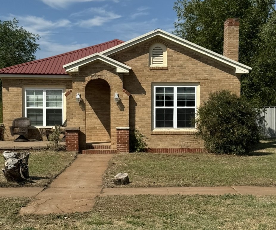 372 N Jay Ave, Jayton, TX 79528 - MLS 20734783 - Coldwell Banker