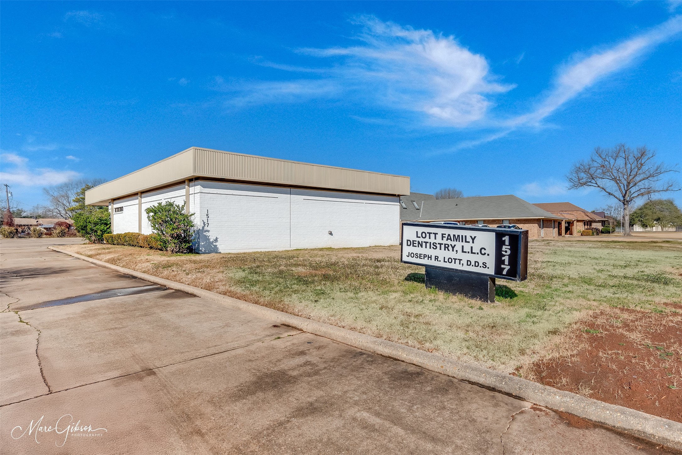 1517 Doctors Dr, Bossier City, LA 71111 - MLS 20833846 - Coldwell Banker