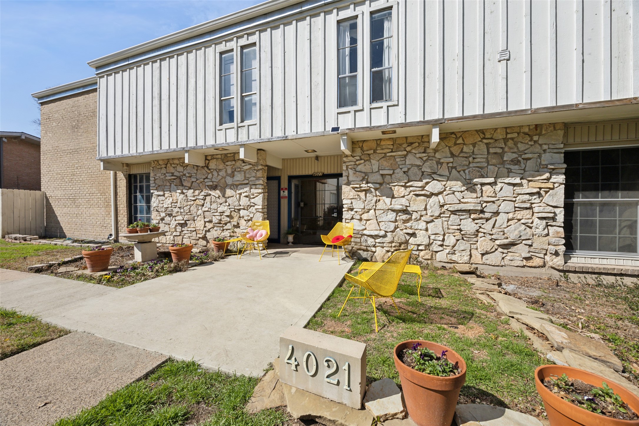4021 Cole Ave #208, Dallas, TX 75204 - MLS 20846947 - Coldwell Banker