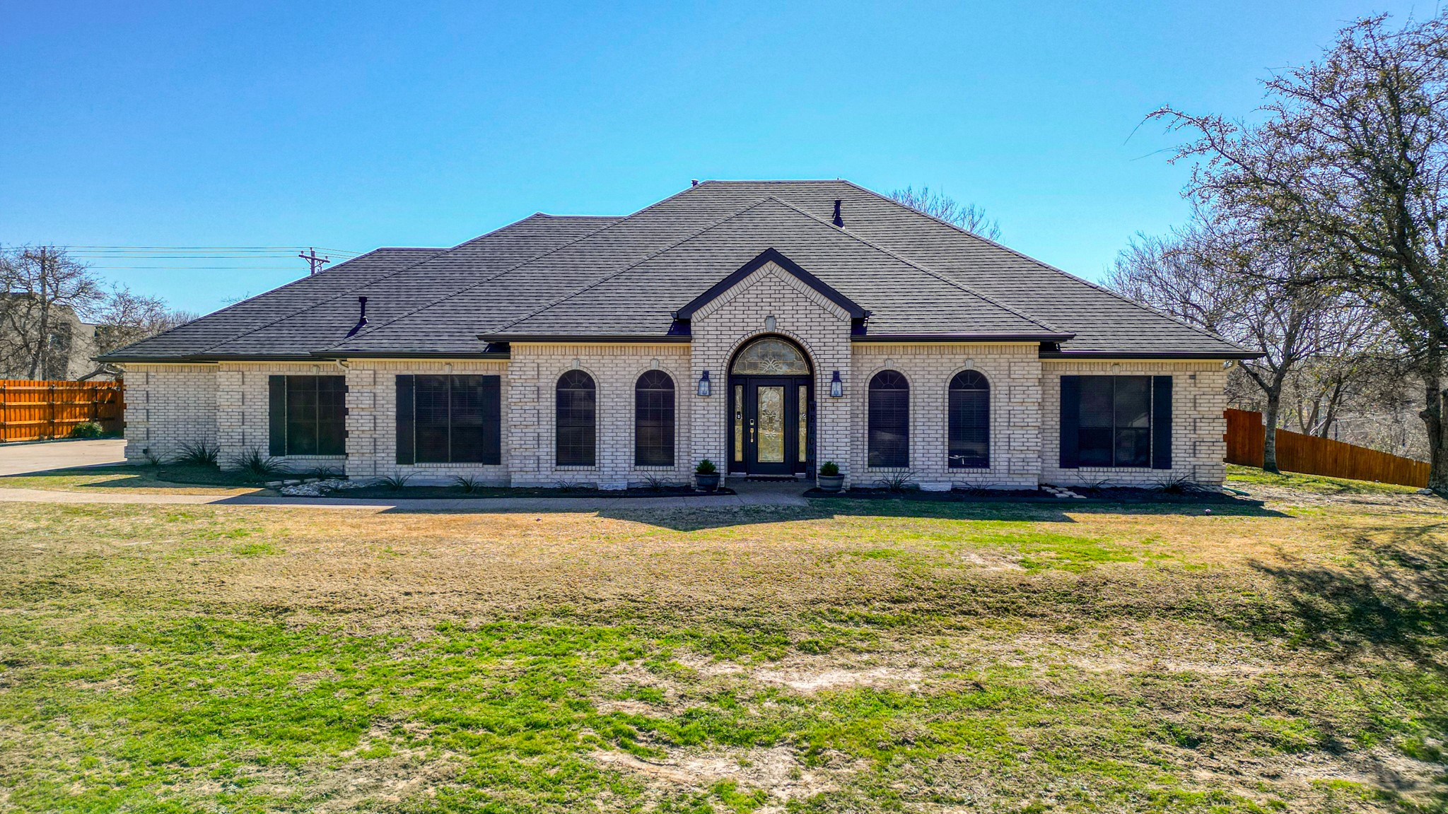 114 Devon Ct, Weatherford, TX 76087 - MLS 20850422 - Coldwell Banker