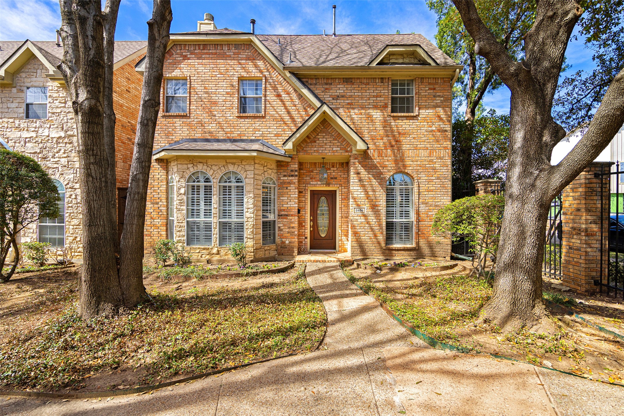 5856 Oram St, Dallas, TX 75206 - MLS 20867246 - Coldwell Banker