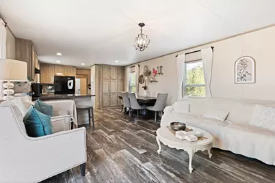 2916 De Leon Dr, Weatherford, TX 76087 - MLS 20869830 - Coldwell Banker