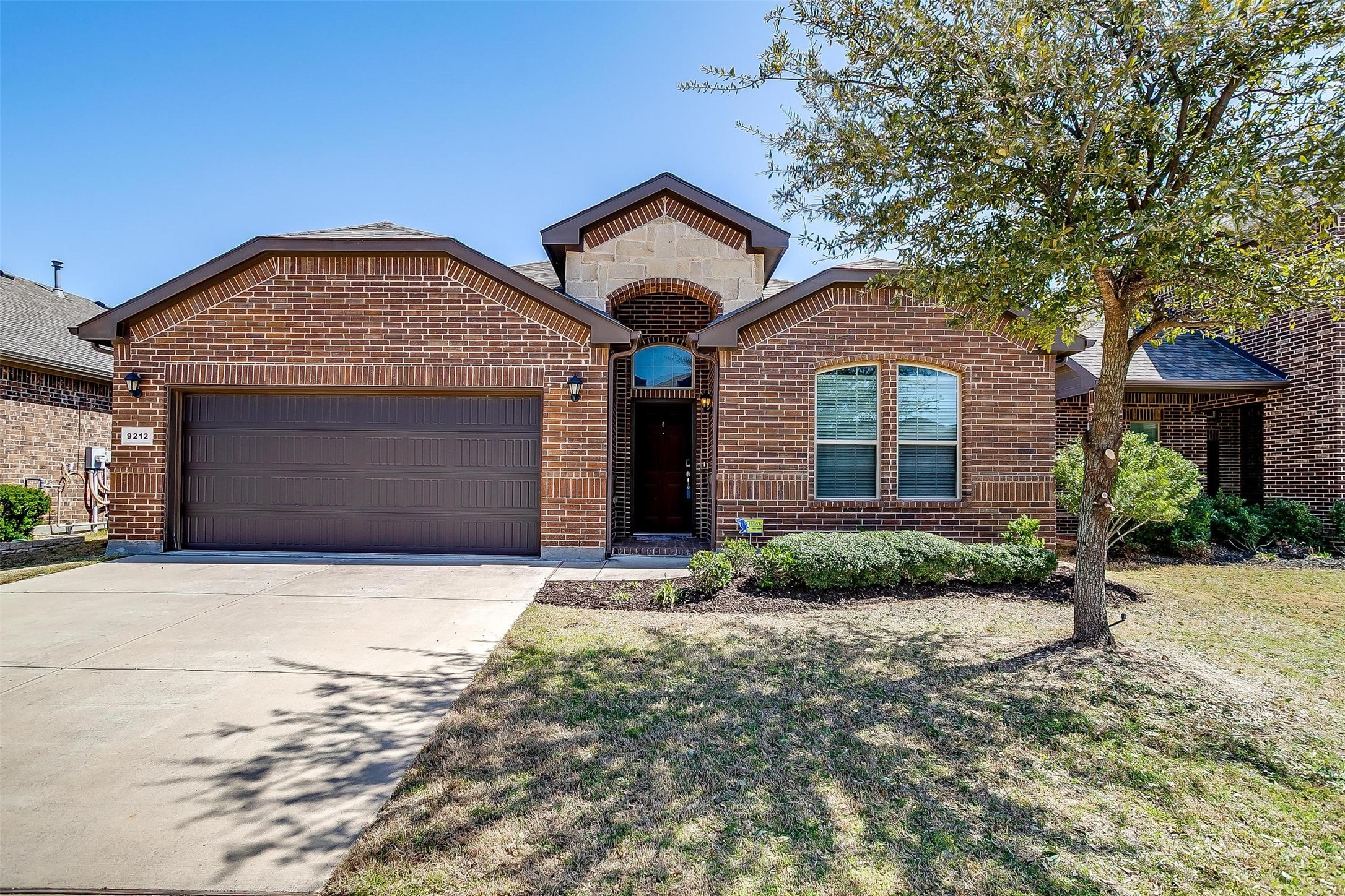 9212 Flying Eagle Ln, Fort Worth, TX 76131 - MLS 20874355 - Coldwell Banker