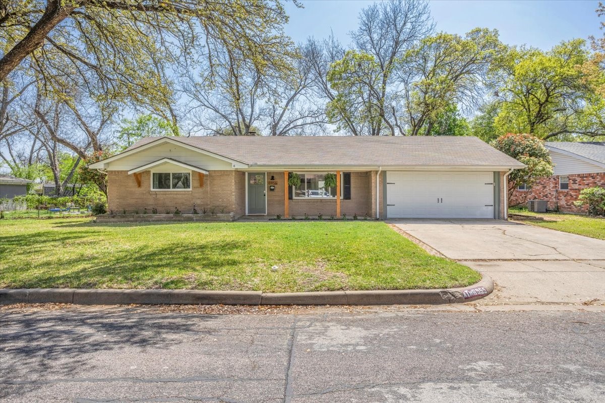 6955 Pinon St, Fort Worth, TX 76116 - MLS 20883106 - Coldwell Banker